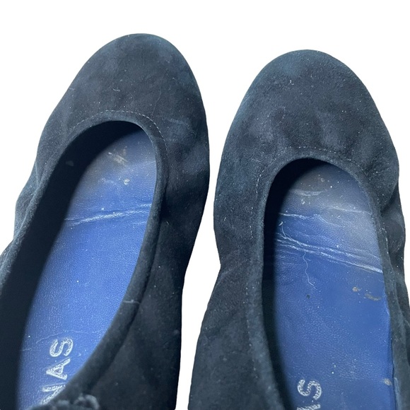Sabrinas | Shoes | Sabrinas Womens Sz 39 Black Flat Slip On Shoes Made ...